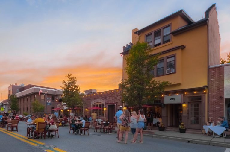 Dining Out Rutherford - Paisano'S Restaurant